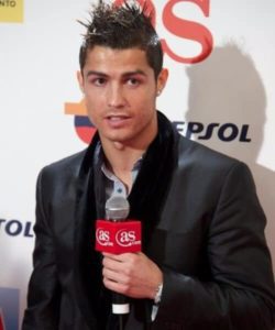 60 Amazing Cristiano Ronaldo Hairstyle and Haircut Ideas (With Pictures)