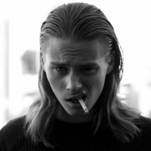 45 Hottest Long Hairstyles for Men Trendy (With Pictures)