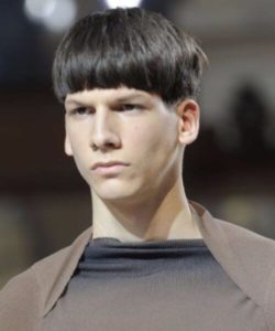 45 Modern Bowl Haircuts for Men Trending (with Pictures)