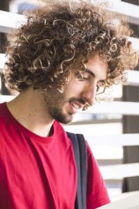 30 Jewfro Hairstyles to Kill with those Curls (With Pictures)