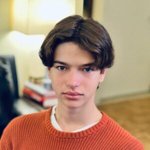 50 Popular Curtain Haircut Ideas for Men in 2024 (with Images)